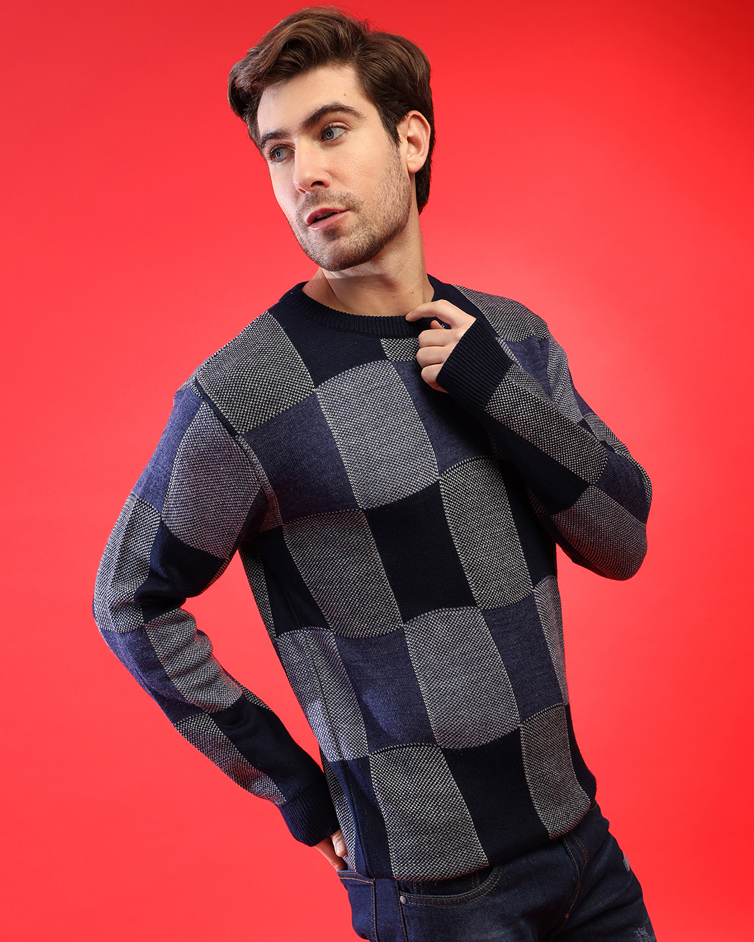 Buy Men's Blue & Grey Checkered Regular Fit Sweater Online at Bewakoof