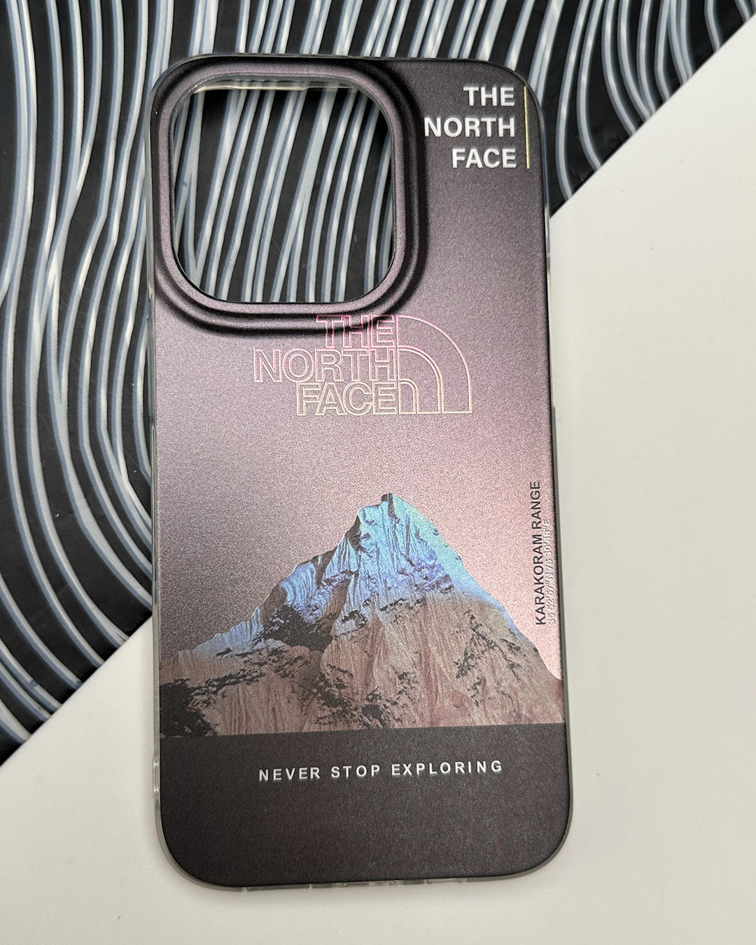 Buy Classy The North Face Blue Mountain Laser Matte Case For Apple ...