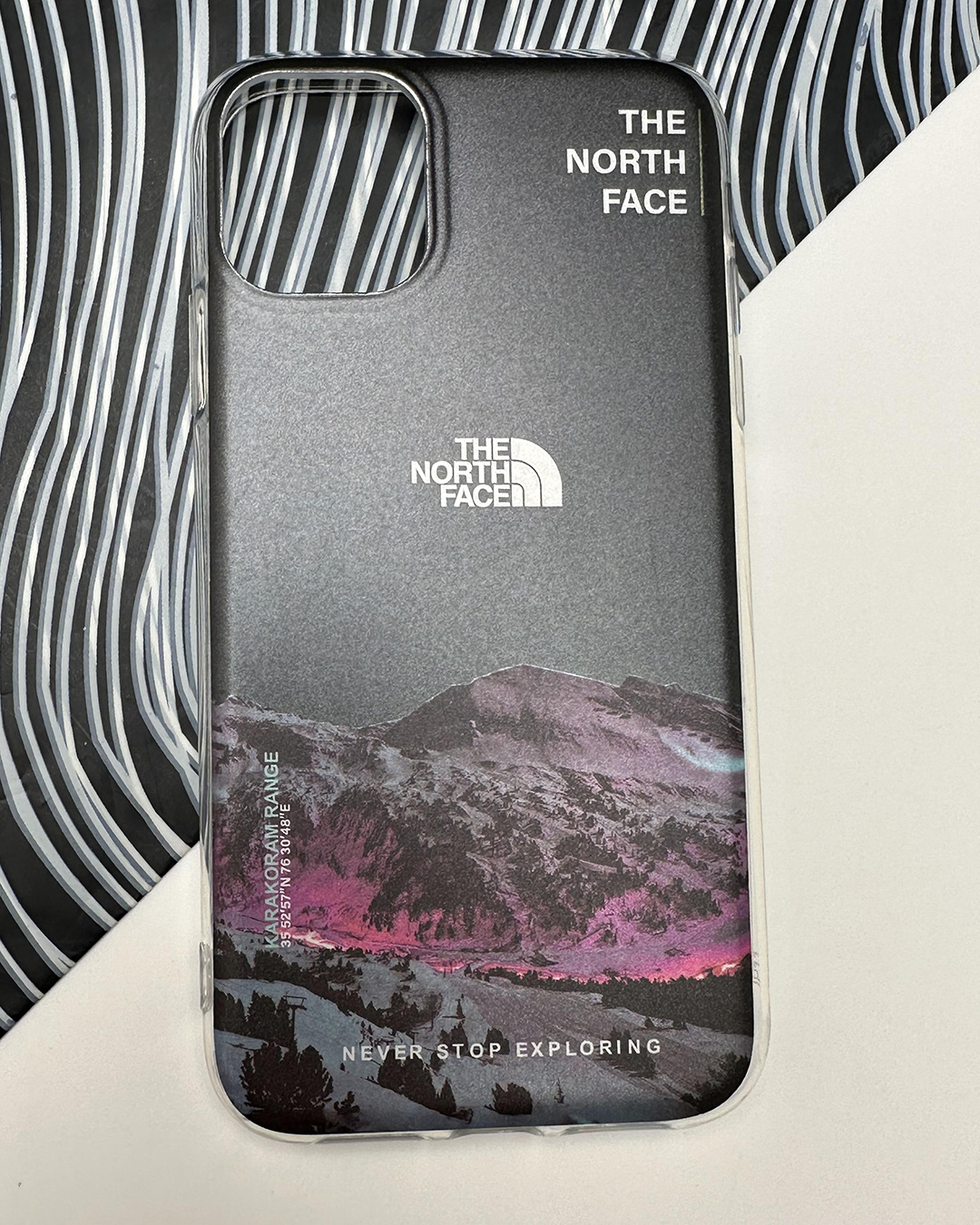 Buy Classy The North Face Pink Mountain Laser Matte Case For Apple ...
