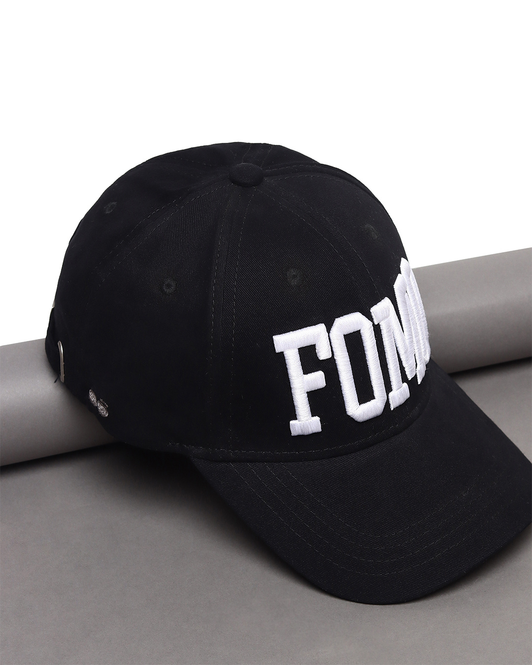 Buy Unisex Black Fomo Baseball Printed Cap Online in India at Bewakoof