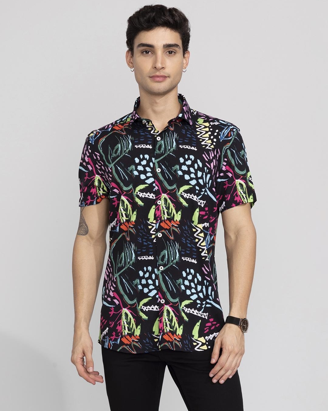 Buy Men's Black Abstract Printed Slim Fit Shirt Online at Bewakoof