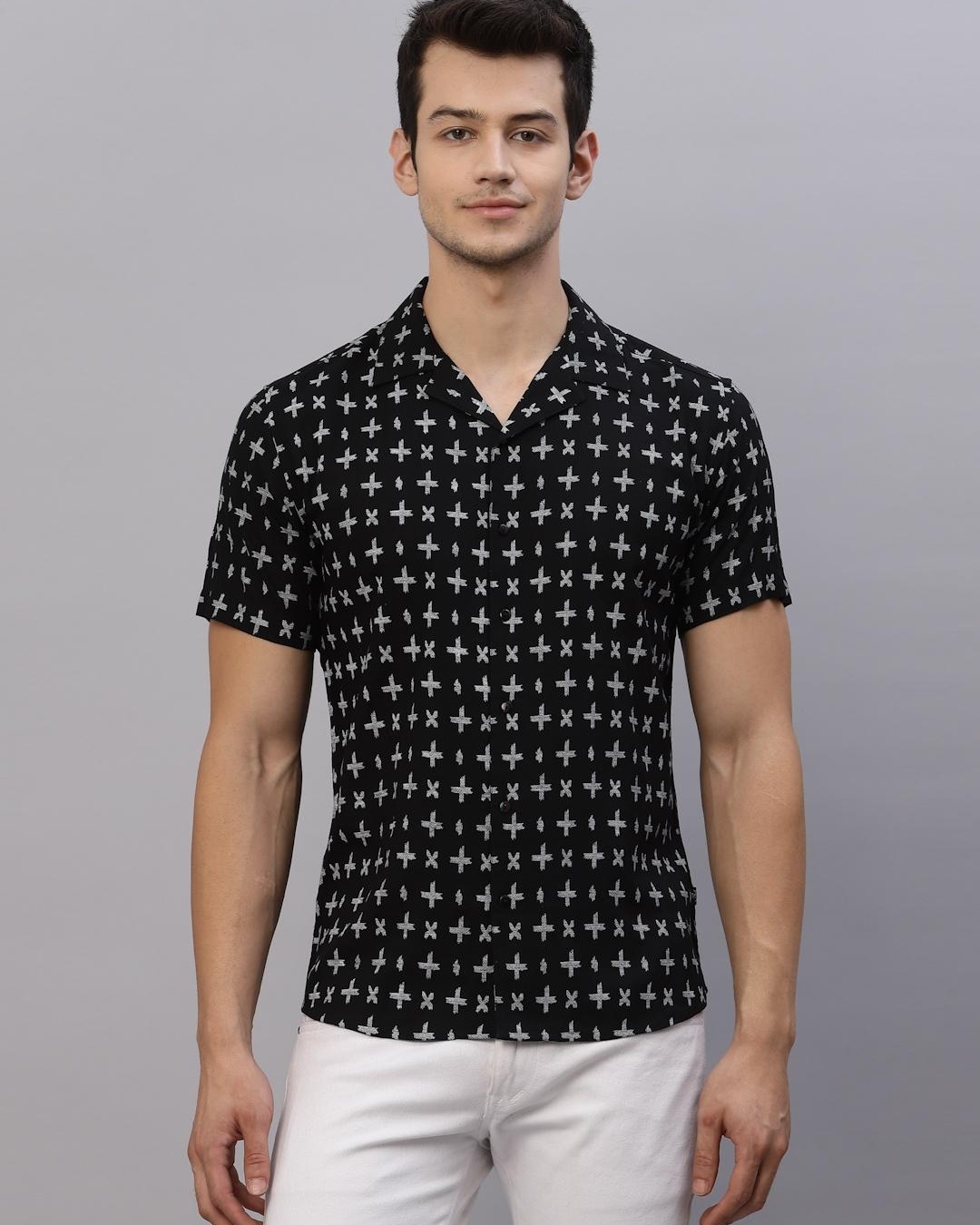 Buy Men's Black All Over Printed Slim Fit Shirt Online at Bewakoof Buy Men's Black All Over Printed Slim Fit Shirt Online at Bewakoof