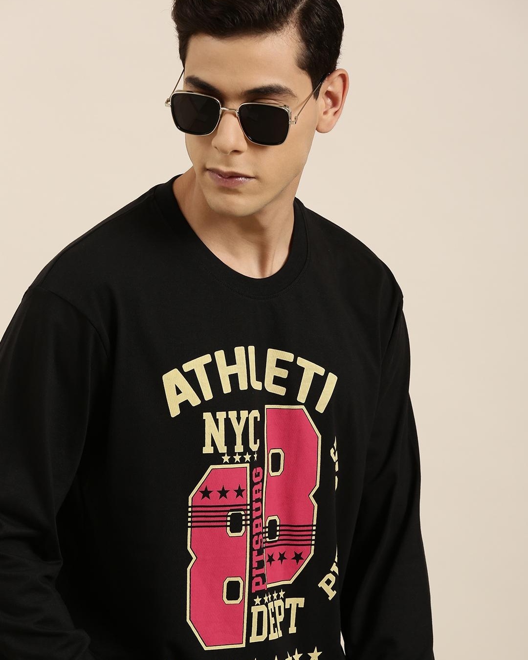 Buy Men's Black Athleti Typography Oversized T-shirt Online at Bewakoof
