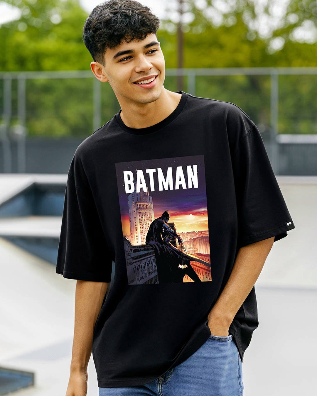 Buy Men's Black Batman Graphic Printed Oversized T-shirt Online at Bewakoof
