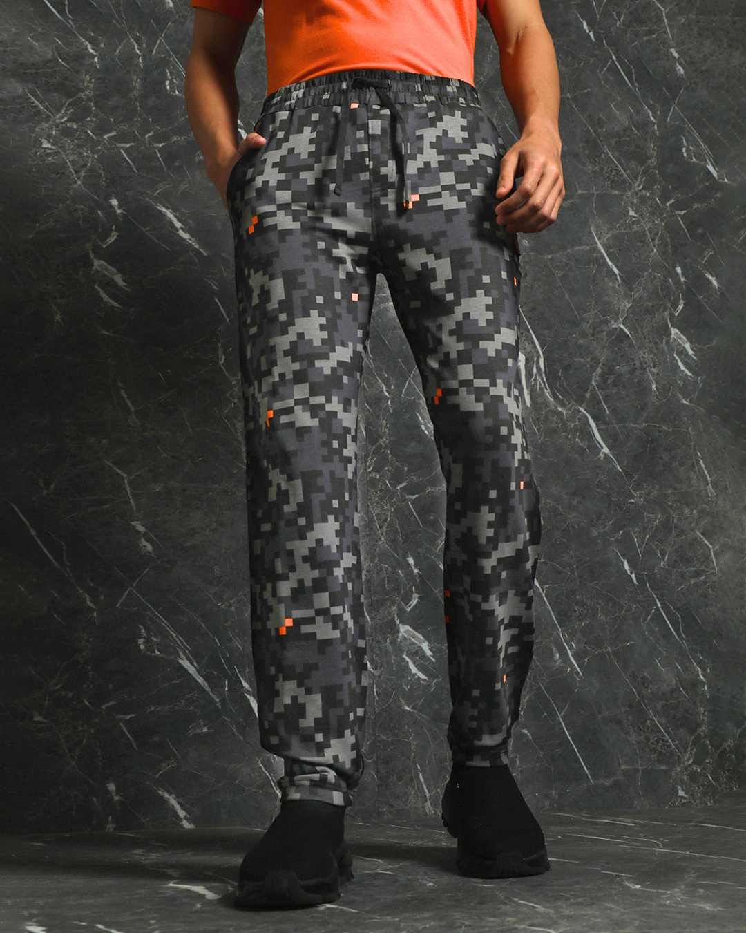 Buy Men's Black Camo Printed Parachute Pants Online at Bewakoof
