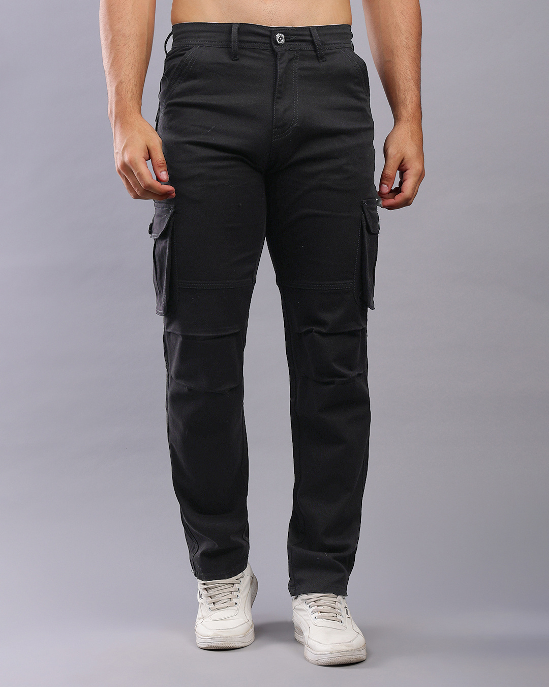 Buy Men's Black Cargo Jeans Online at Bewakoof
