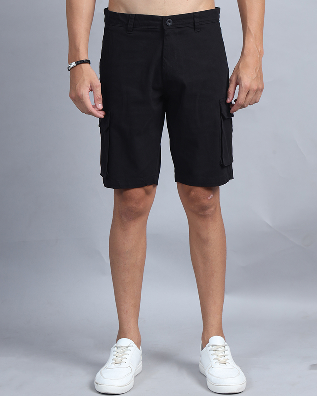 Buy Men's Black Cargo Shorts Online at Bewakoof