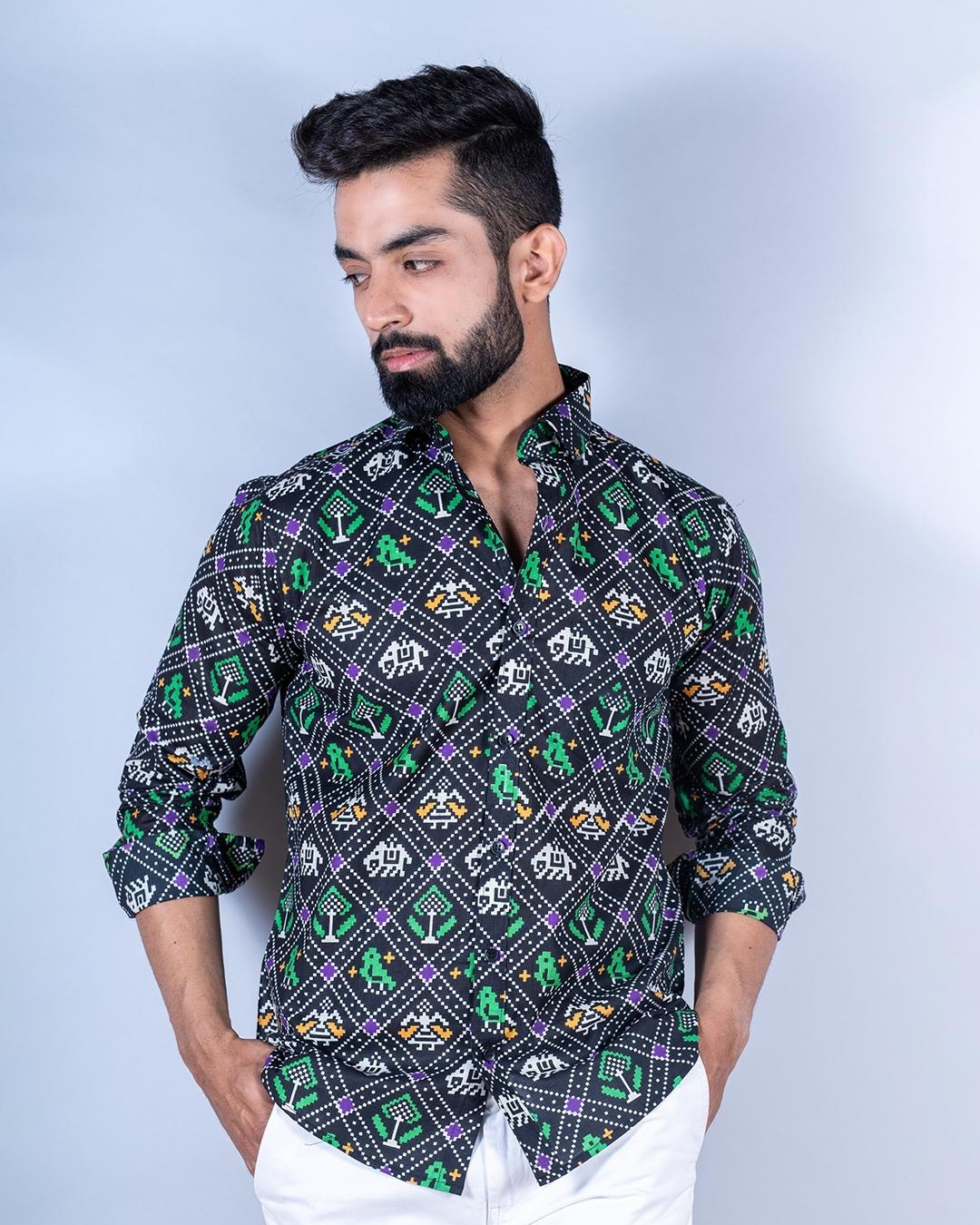 Buy Men's Black Geometric Printed Relaxed Fit Shirt Online at Bewakoof