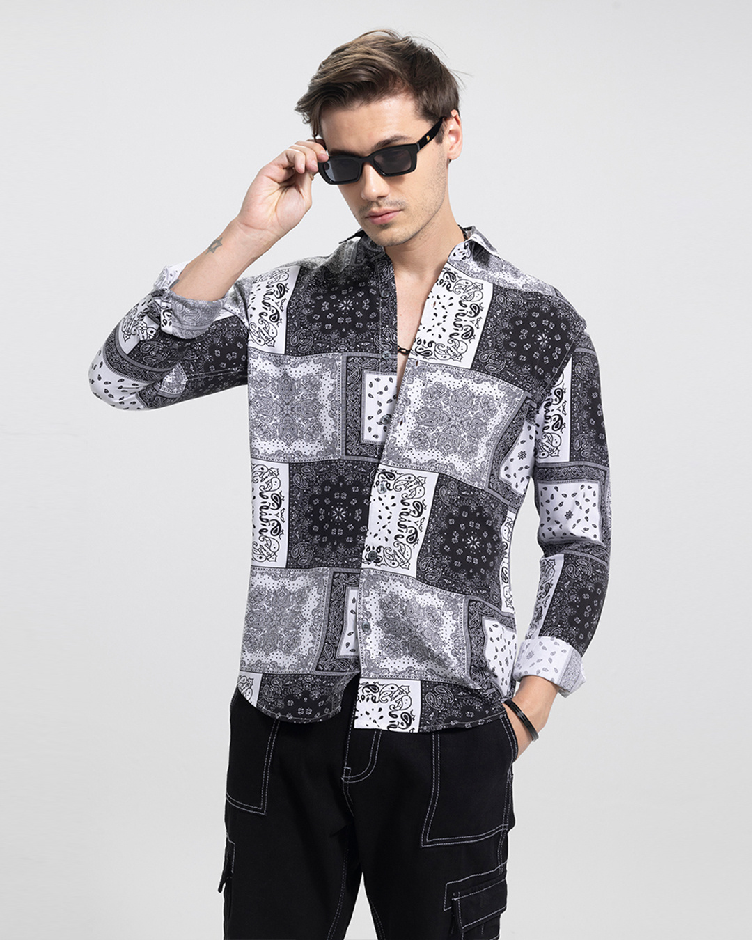 Buy Men's Black Gloria Ethnic Motif Printed Slim Fit Shirt Online at ...