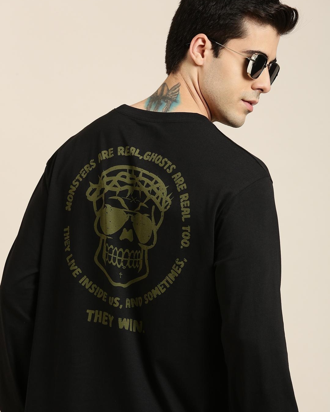 Buy Men's Black Graphic Printed Oversized T-shirt Online at Bewakoof