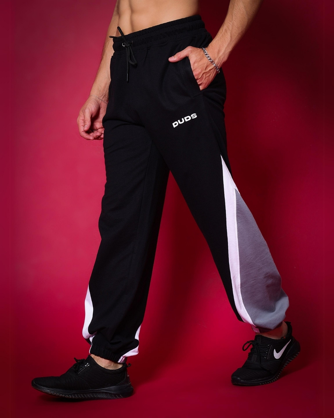 Buy Men's Black & Grey Color Block Relaxed Fit Joggers Online at Bewakoof
