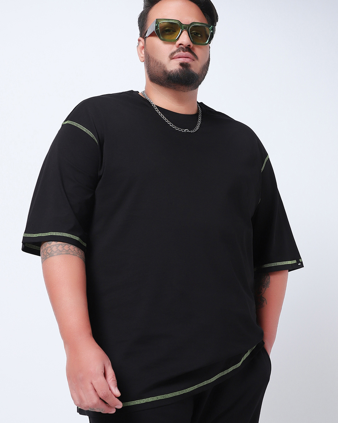 Buy Men's Black Oversized Plus Size T-shirt Online at Bewakoof