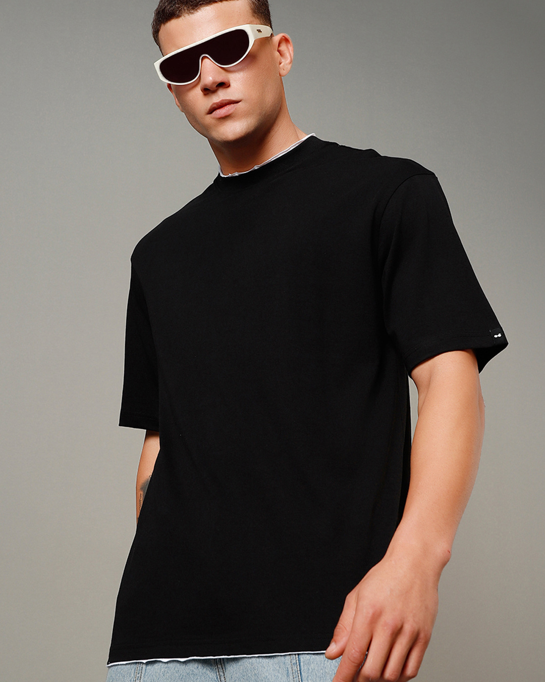 Buy Men's Black Oversized T-shirt Online at Bewakoof