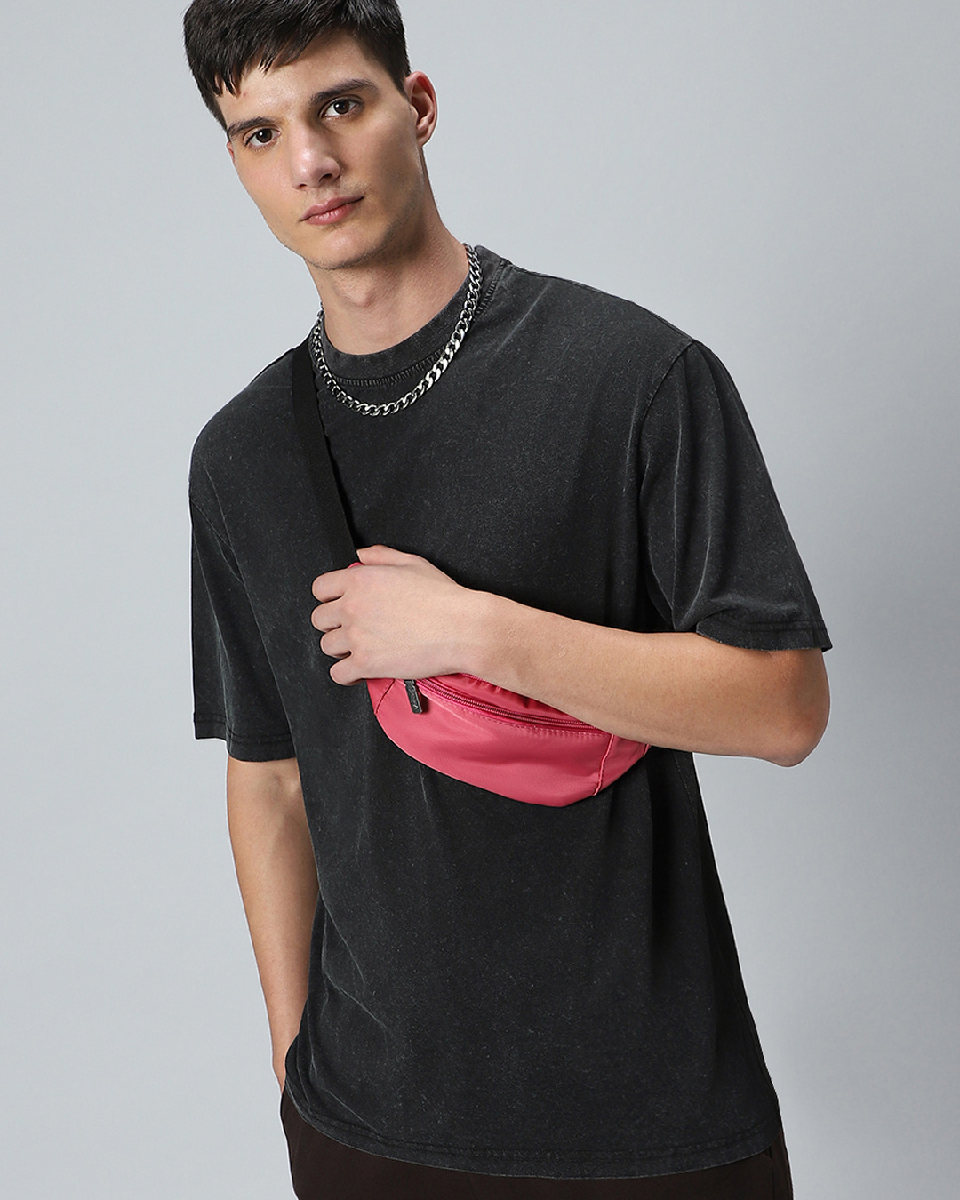 Buy Men's Black Oversized T-shirt Online at Bewakoof
