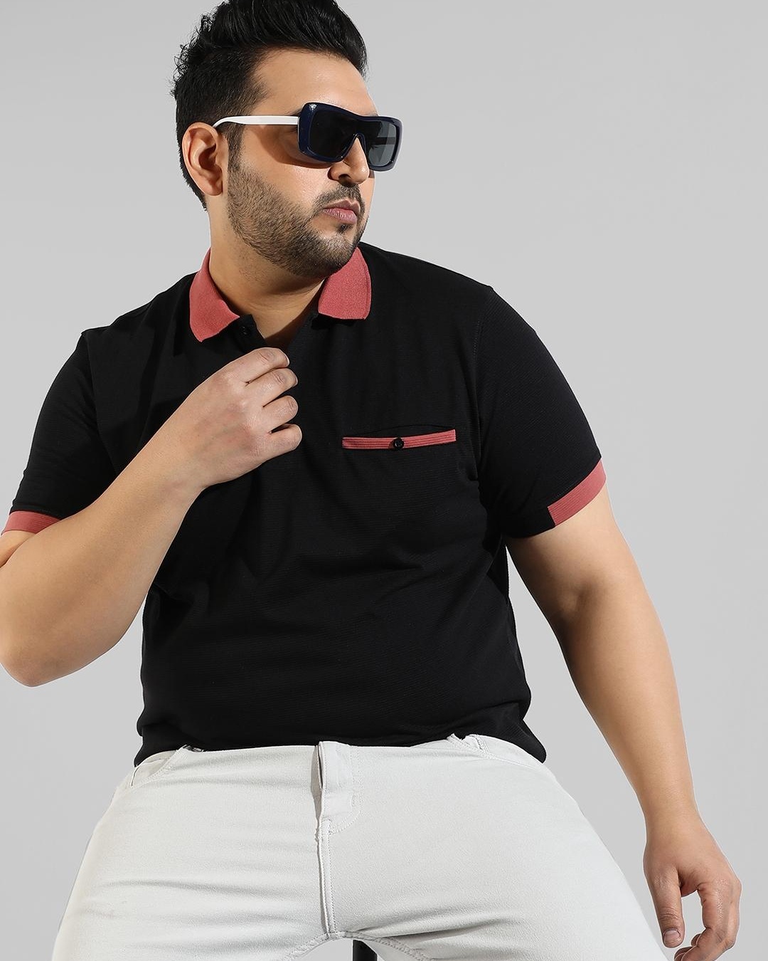 Buy Men's Black Plus Size T-shirt Online at Bewakoof