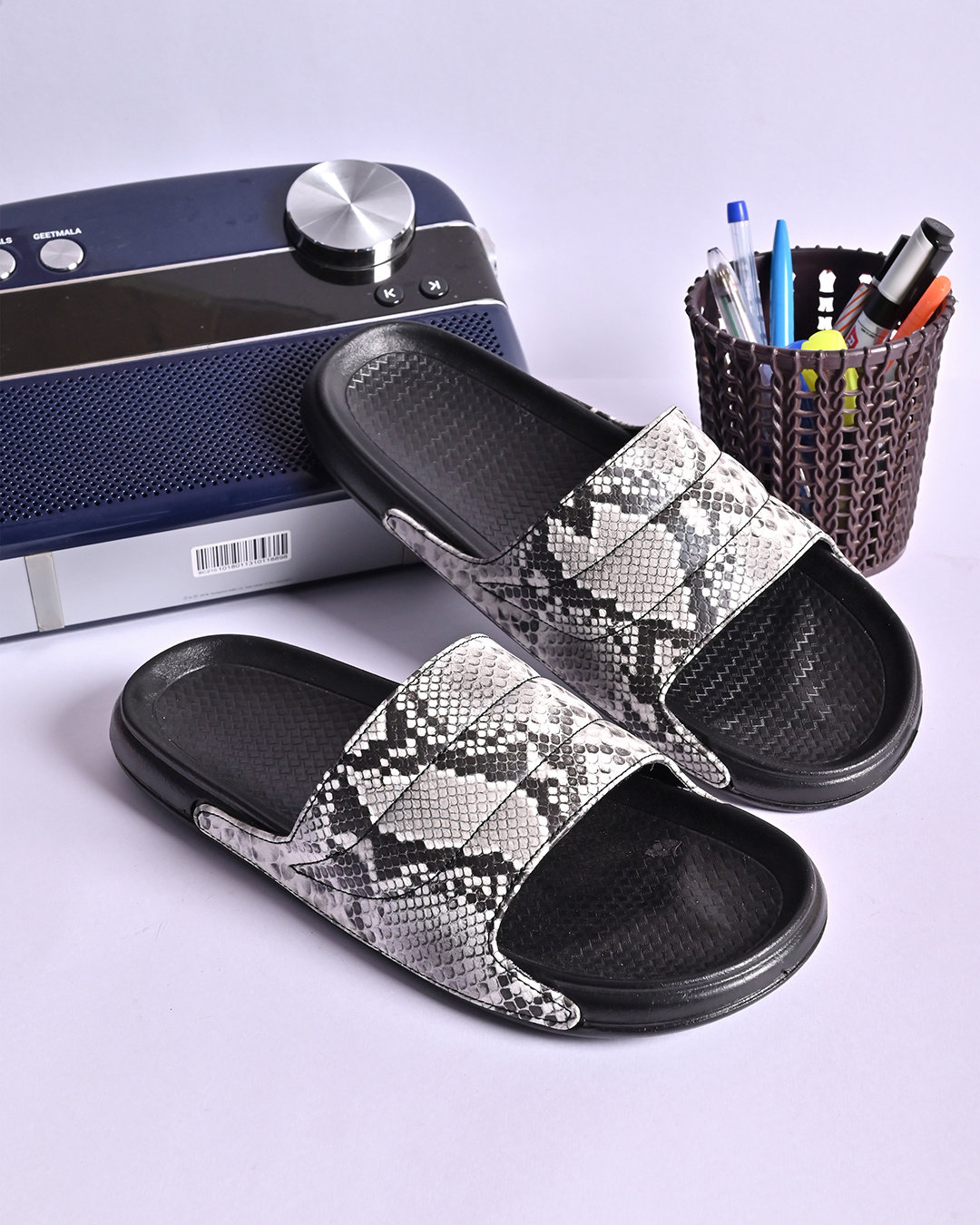 Buy Men's Black Printed Sliders Online in India at Bewakoof