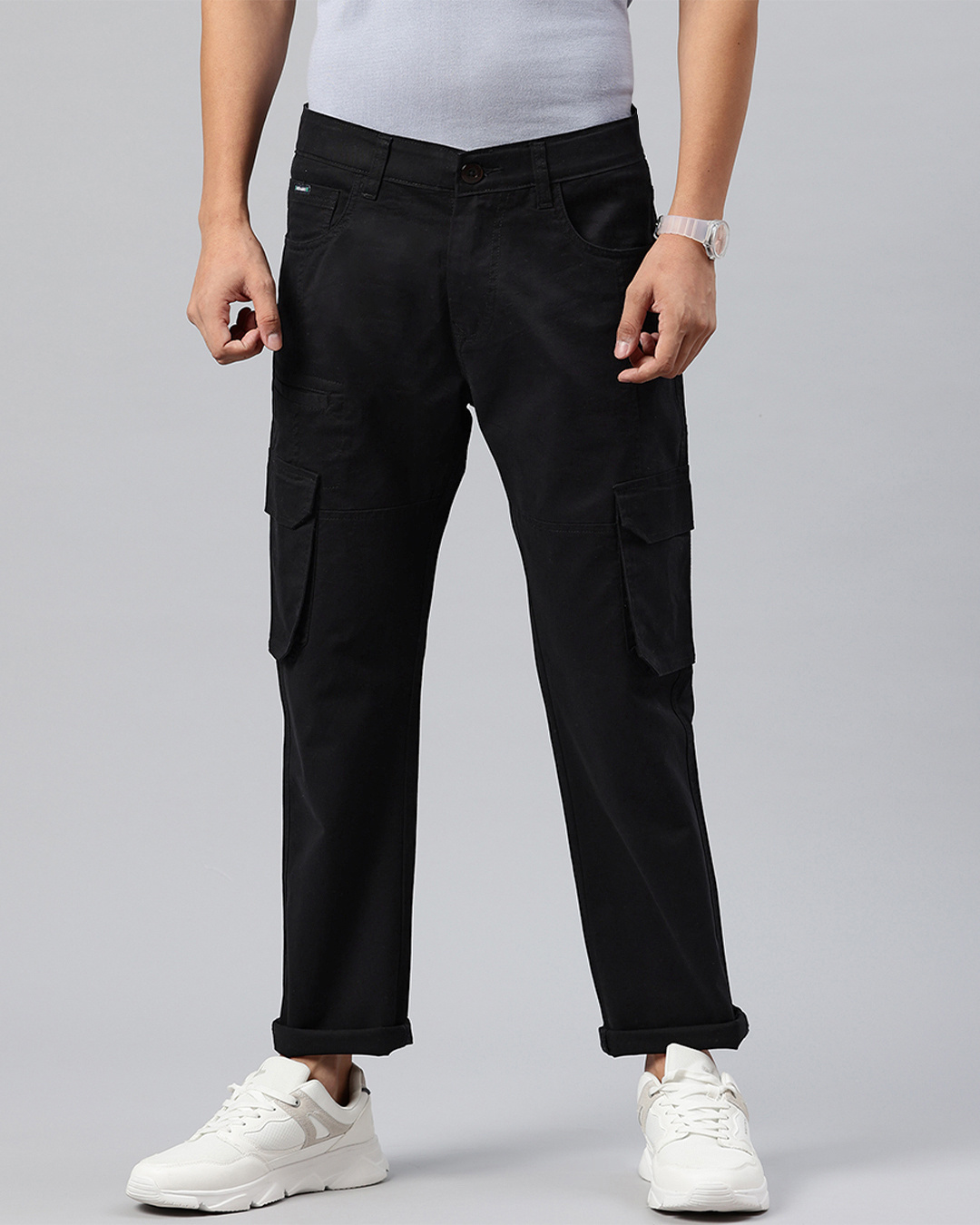 Buy Men's Black Relaxed Fit Cargo Pants Online at Bewakoof