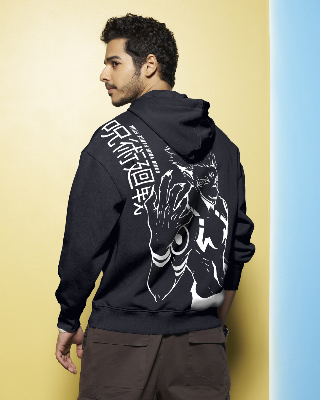 Buy Men's Black Sukuna Graphic Printed Oversized Hoodie Online at Bewakoof