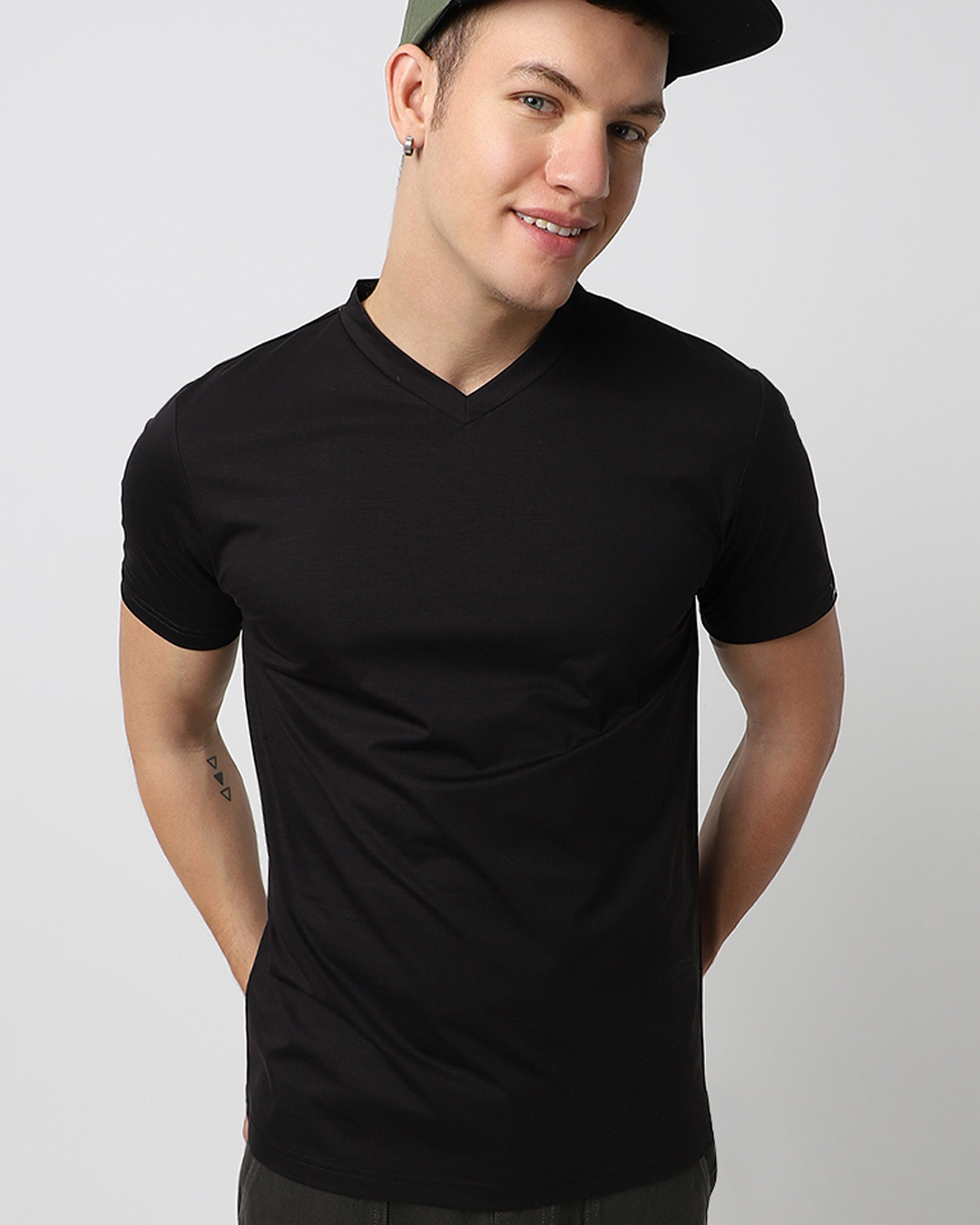 Buy Men's Black T-shirt Online at Bewakoof