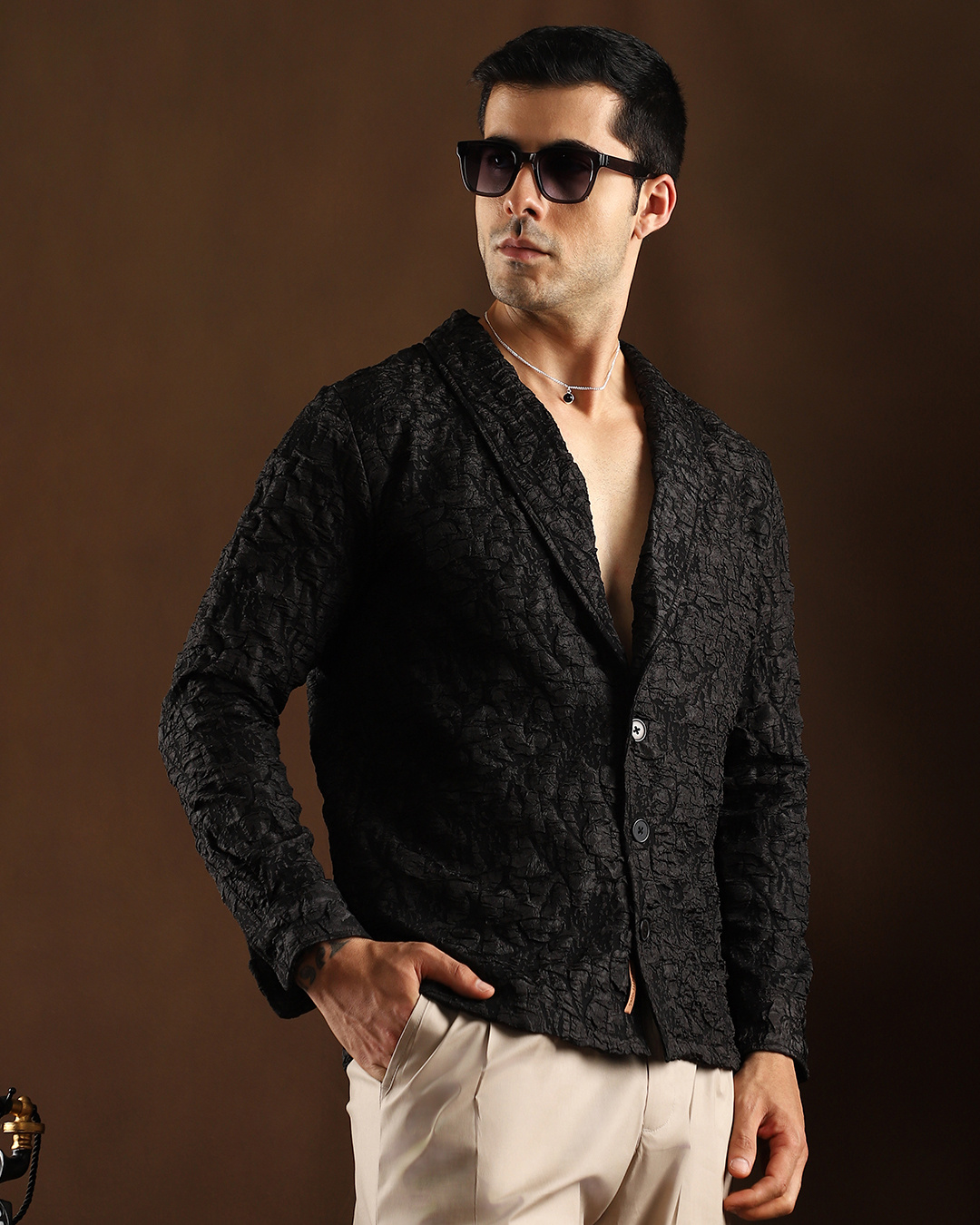 Buy Men's Black Textured Oversized Shirt Online at Bewakoof