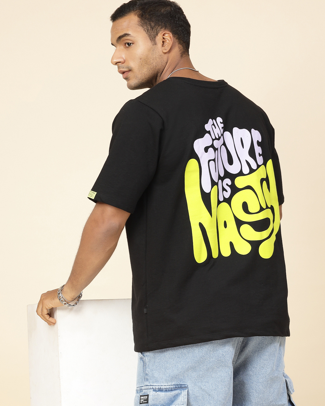 Buy Men's Black Typography Oversized T-Shirt Online at Bewakoof