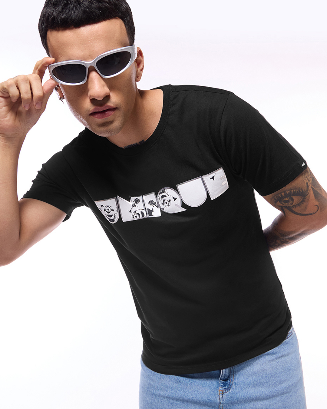 Buy Men's Black Unique Minion Graphic Printed T-shirt Online at Bewakoof
