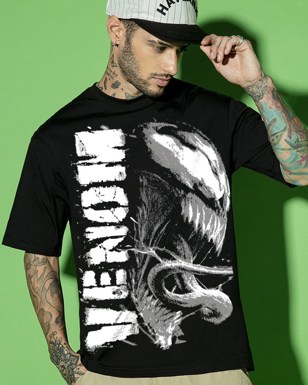 Buy Men's Black Venom Graphic Printed Oversized T-shirt Online at Bewakoof