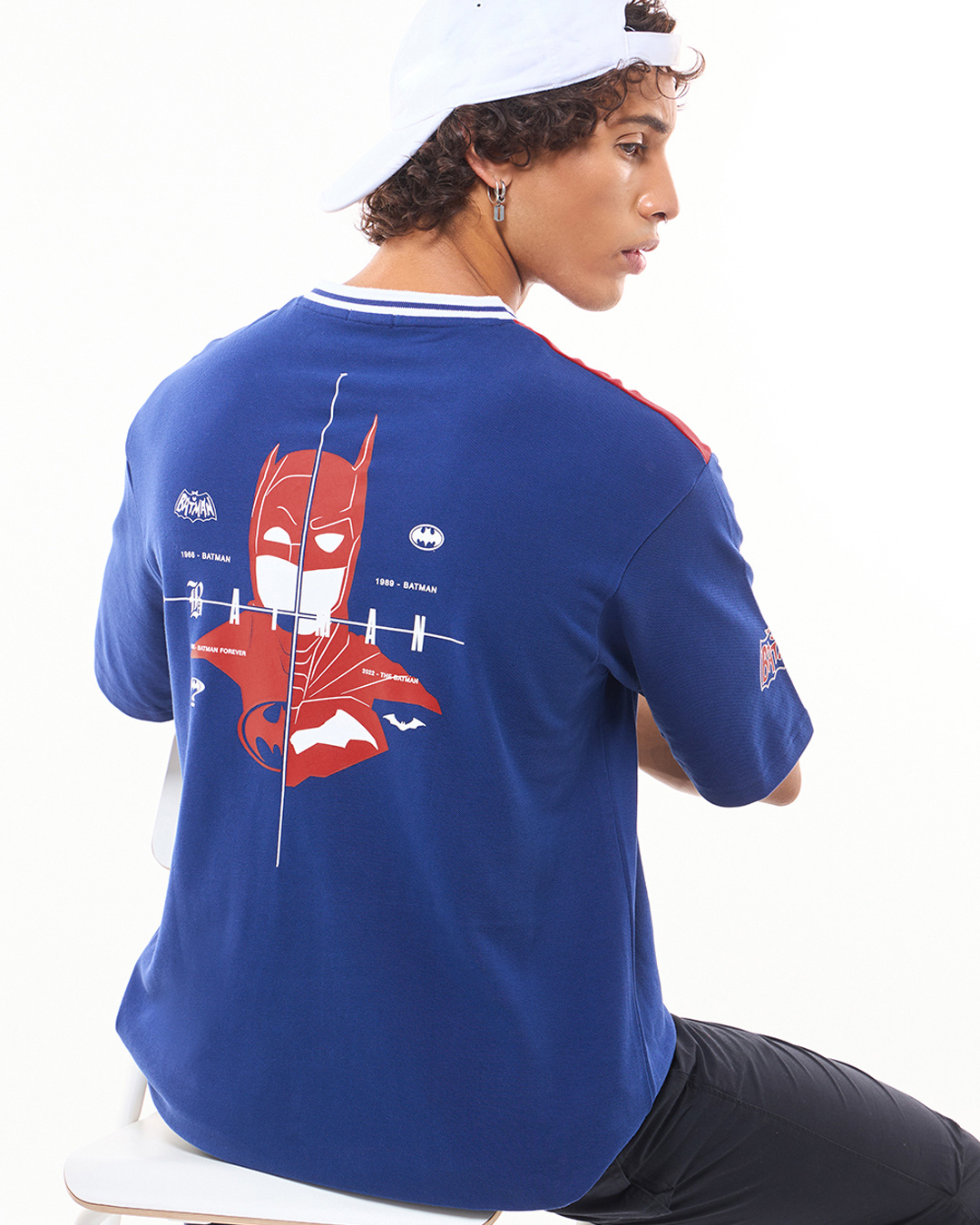 Buy Men's Blue Batman Graphic Printed Oversized T-shirt Online at Bewakoof