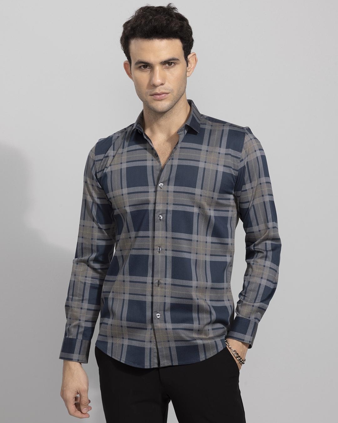 Buy Men's Blue & Grey Checked Slim Fit Shirt Online at Bewakoof