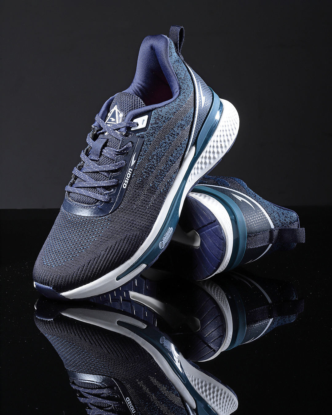 Buy Men's Blue Running Shoes Online in India at Bewakoof