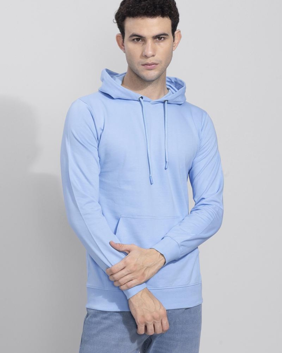 Buy Men's Blue Slim Fit Hooded Sweatshirt Online at Bewakoof