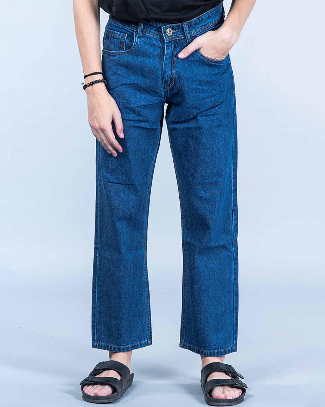 Buy Men's Blue Straight Fit Jeans Online at Bewakoof