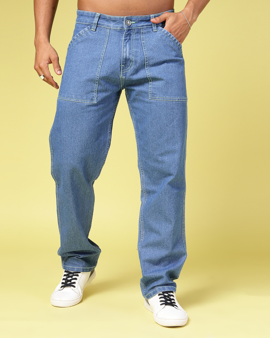 Buy Men's Blue Straight Fit Jeans Online at Bewakoof