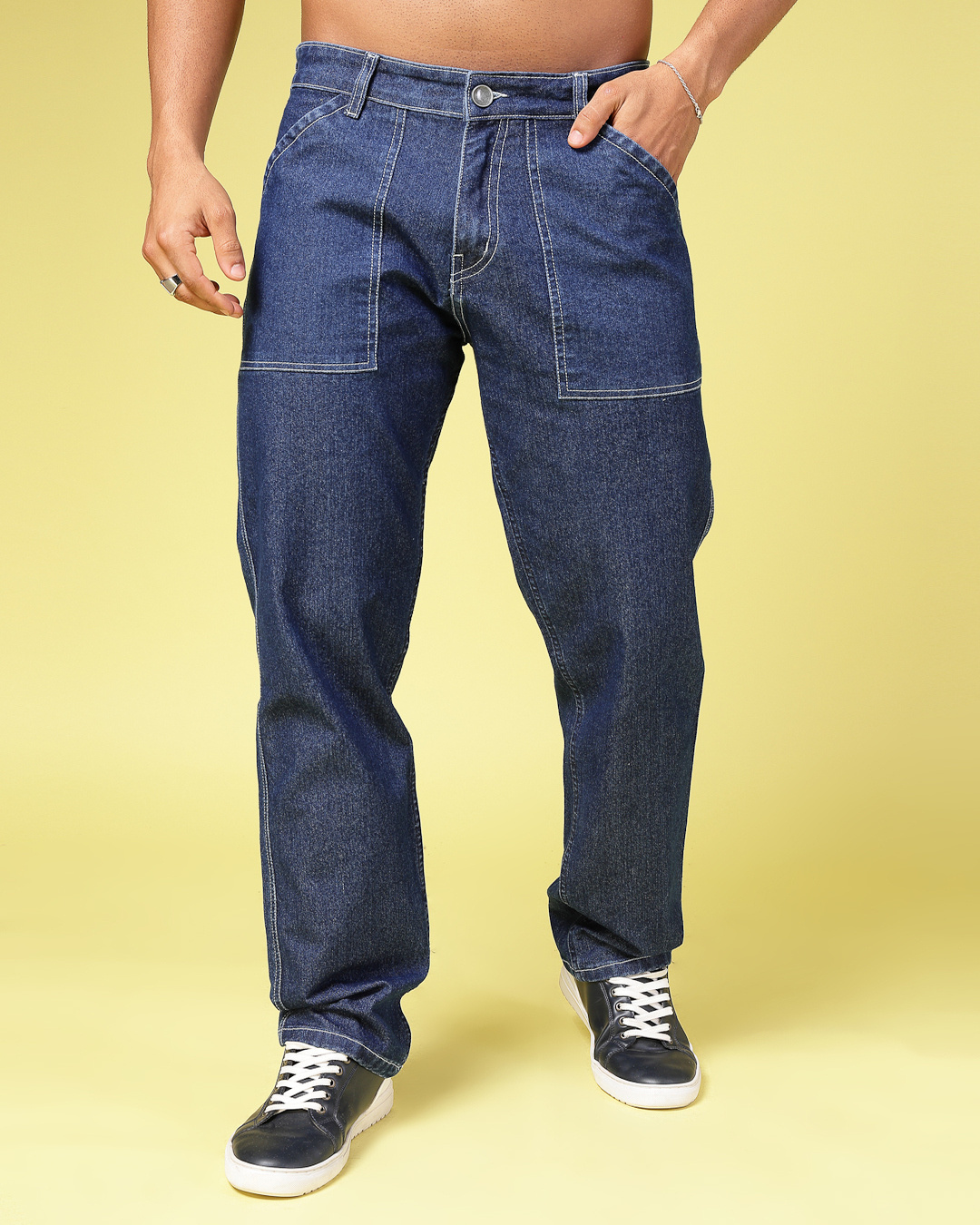 Buy Men's Blue Straight Fit Jeans Online at Bewakoof