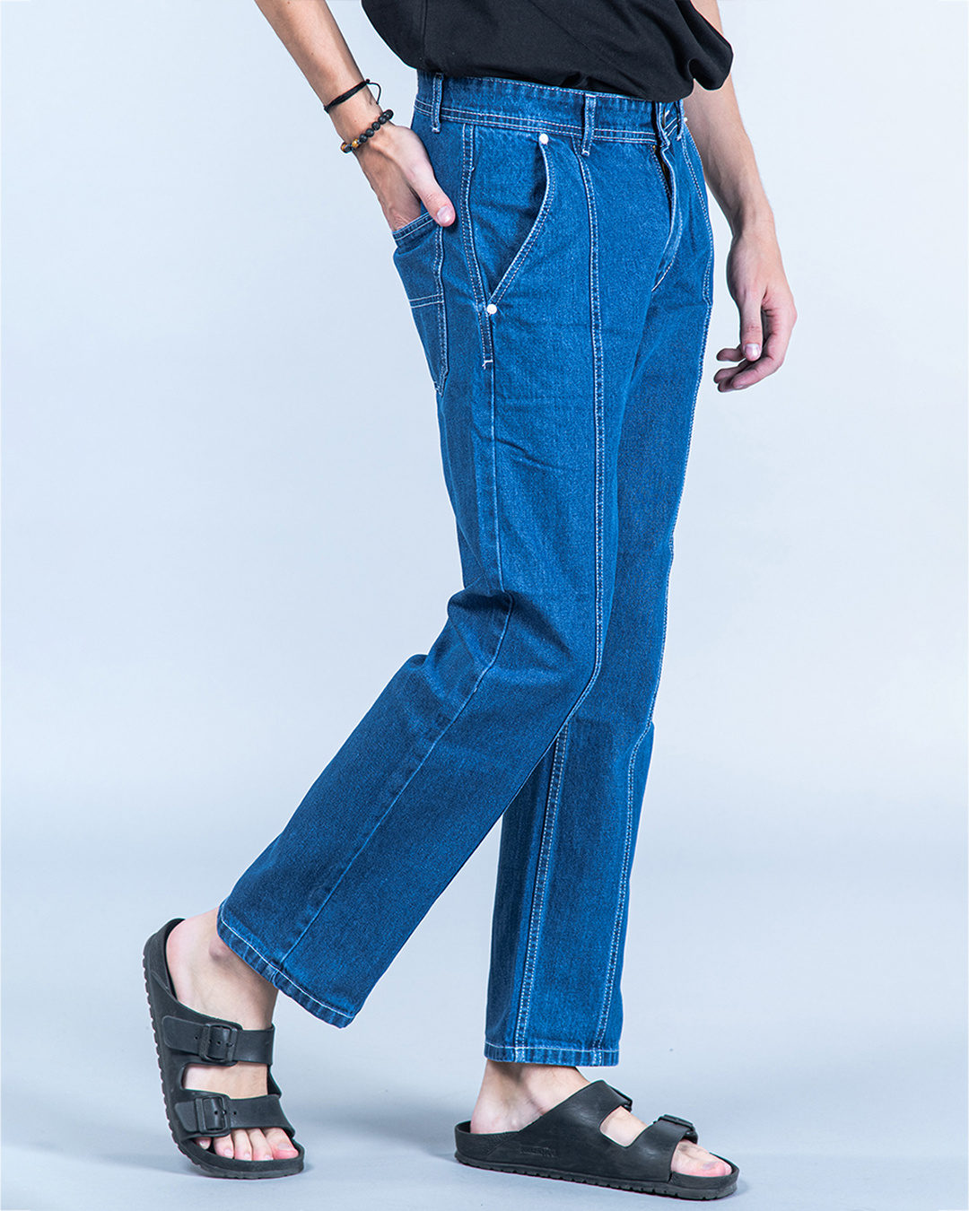 Buy Men's Blue Straight Fit Jeans Online at Bewakoof