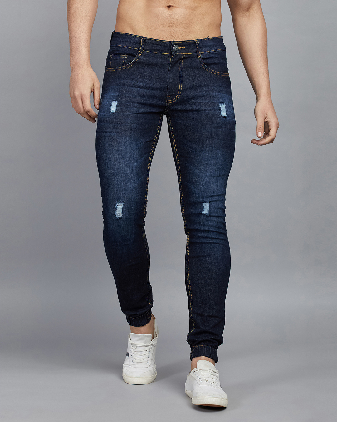 Buy Men's Blue Washed Distressed Jogger Jeans Online at Bewakoof