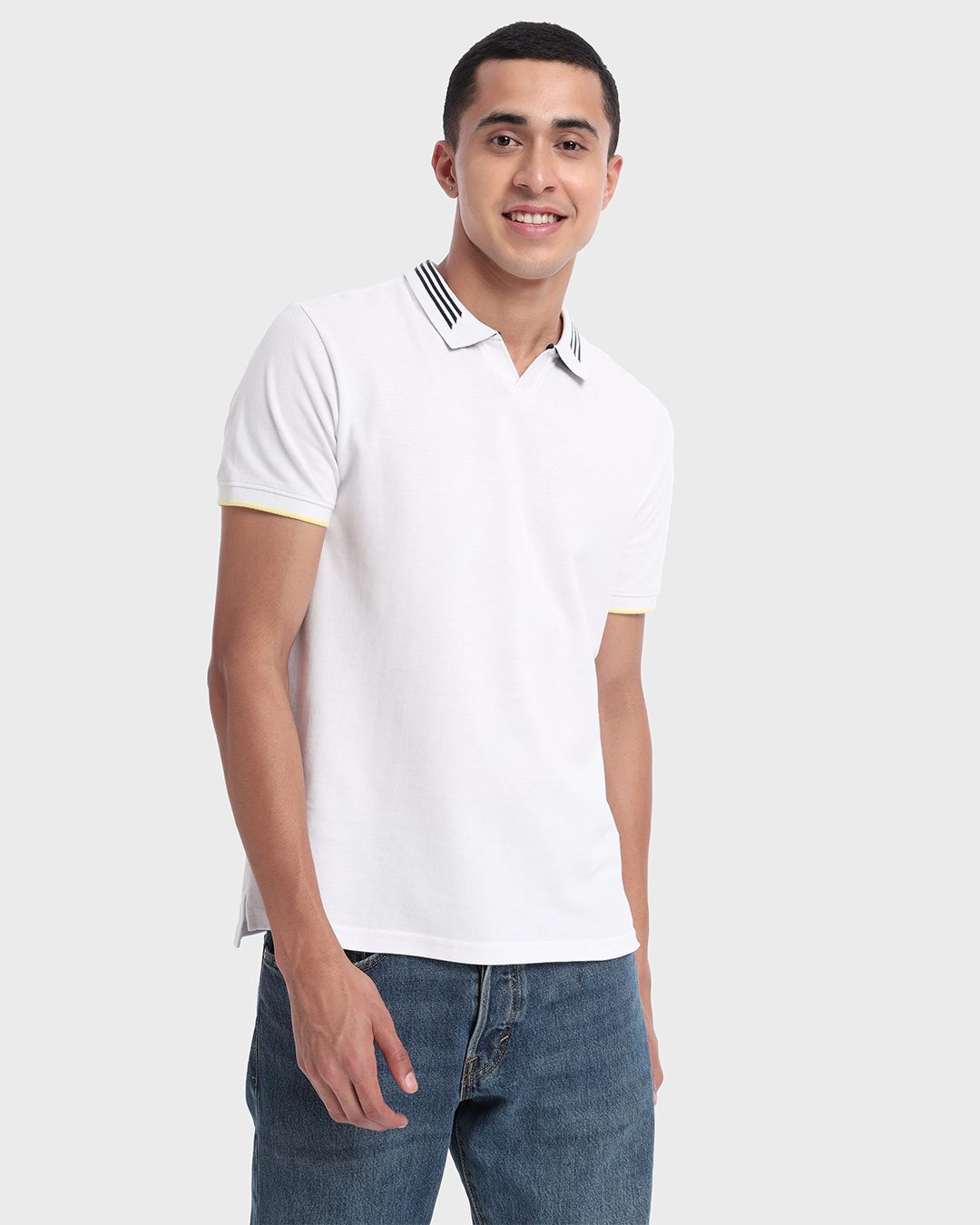 Buy Men's White Polo T-shirt Online at Bewakoof