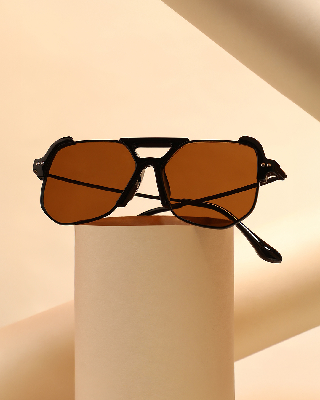 Buy Men's Brown Aviator Polarised Lens Sunglasses Online in India at ...