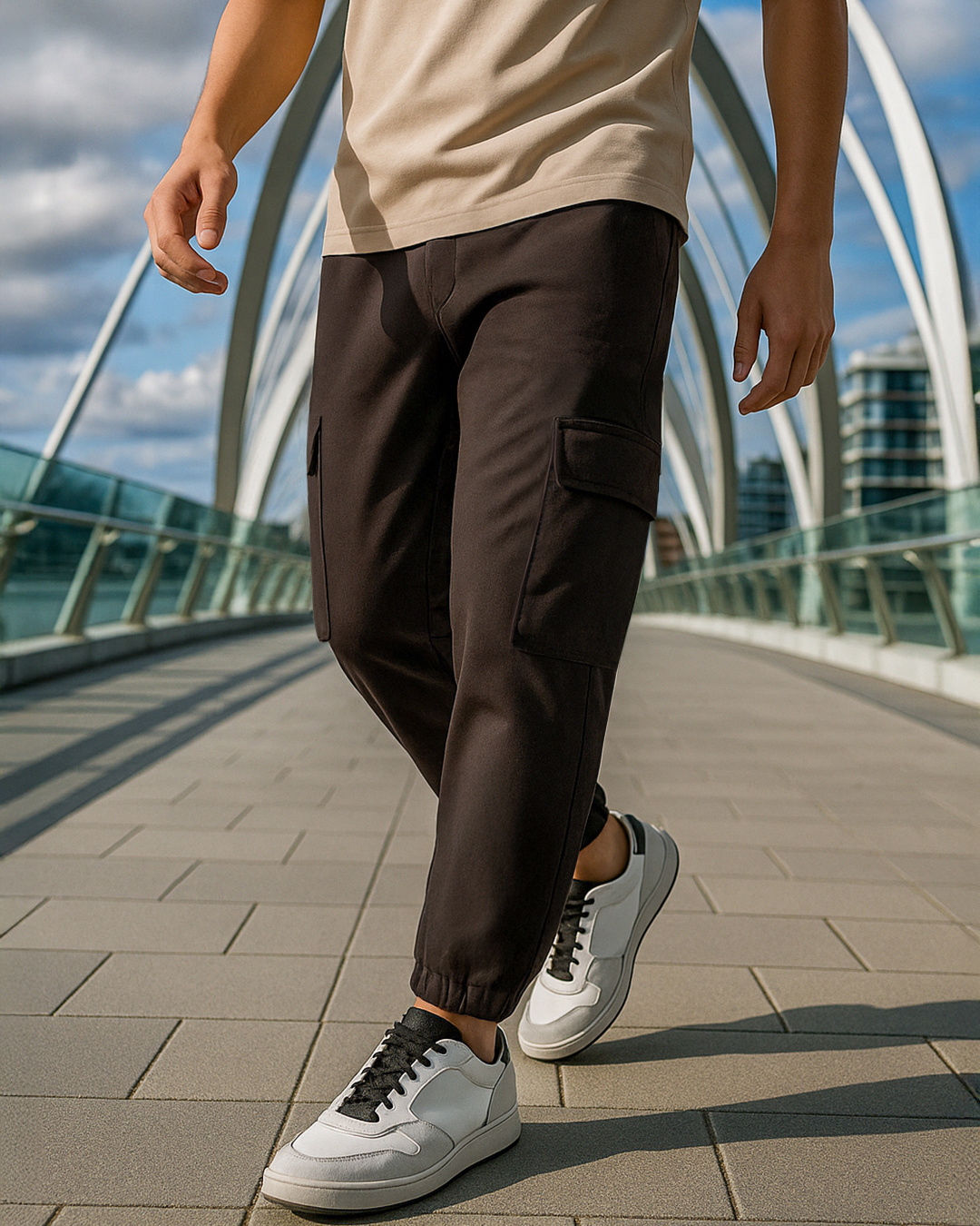 Buy Men's Brown Oversized Cargo Joggers Online at Bewakoof