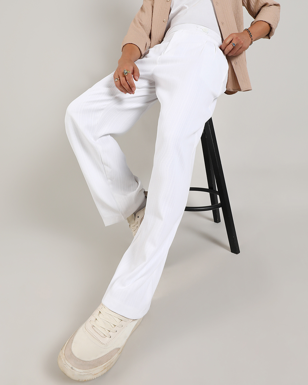 Buy Men's Chalk White Pants Online at Bewakoof