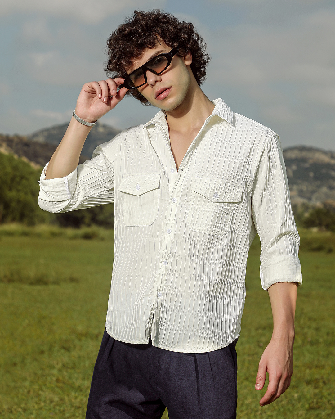 Buy Men's Daisy White Textured Shirt Online at Bewakoof