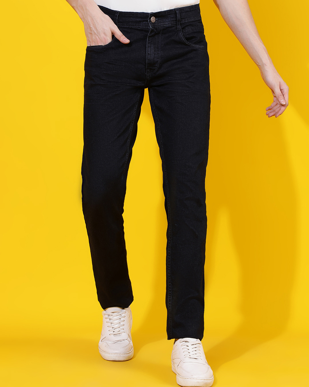 Buy Men's Dark Blue Slim Fit Jeans Online at Bewakoof