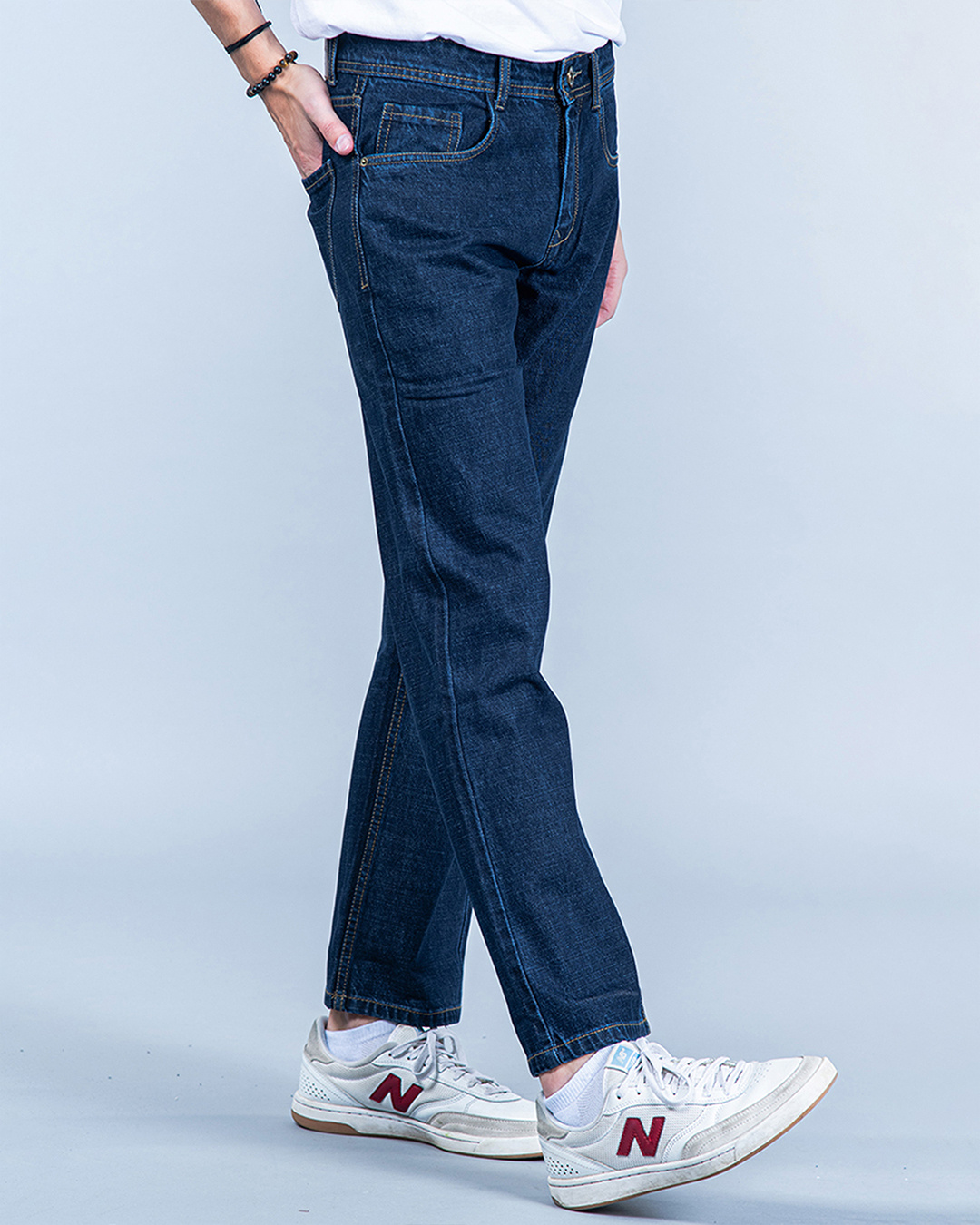 Buy Men's Dark Blue Straight Fit Jeans Online at Bewakoof
