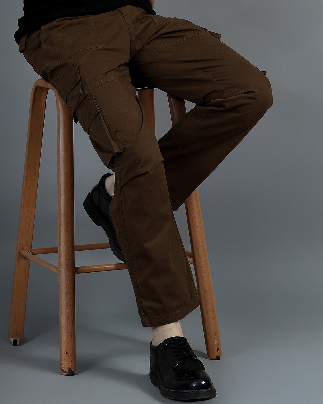 Buy Men's Dark Brown Relaxed Fit Cargo Pants Online at Bewakoof