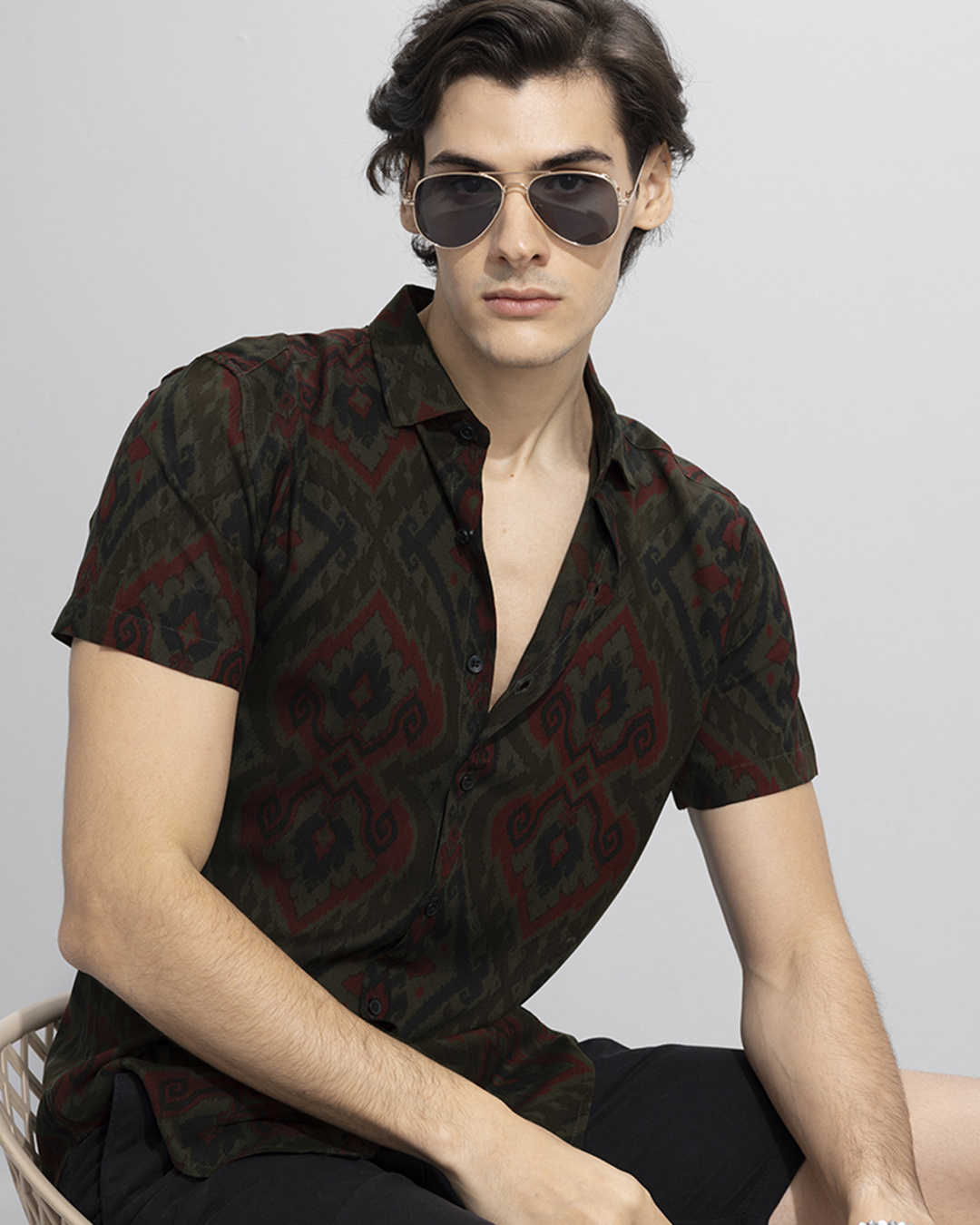 Buy Men's Green Printed Slim Fit Shirt Online at Bewakoof Buy Men's Green Printed Slim Fit Shirt Online at Bewakoof