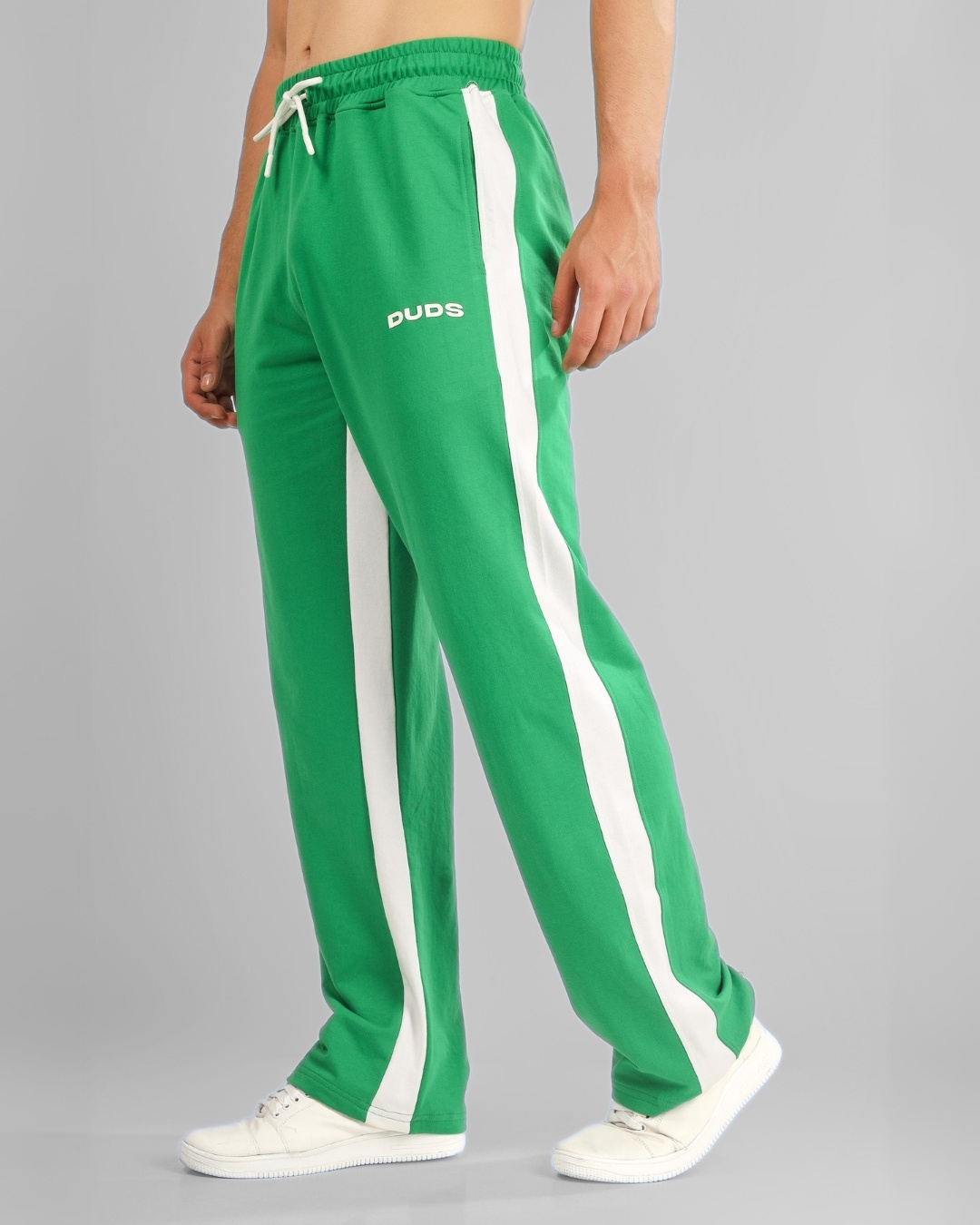 Buy Men's Green Side Panel Relaxed Fit Trackpants Online at Bewakoof