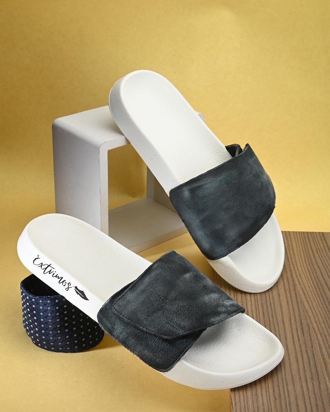 Buy Men's Green Tie & Dye Adjustable Strap Sliders Online in India at ...