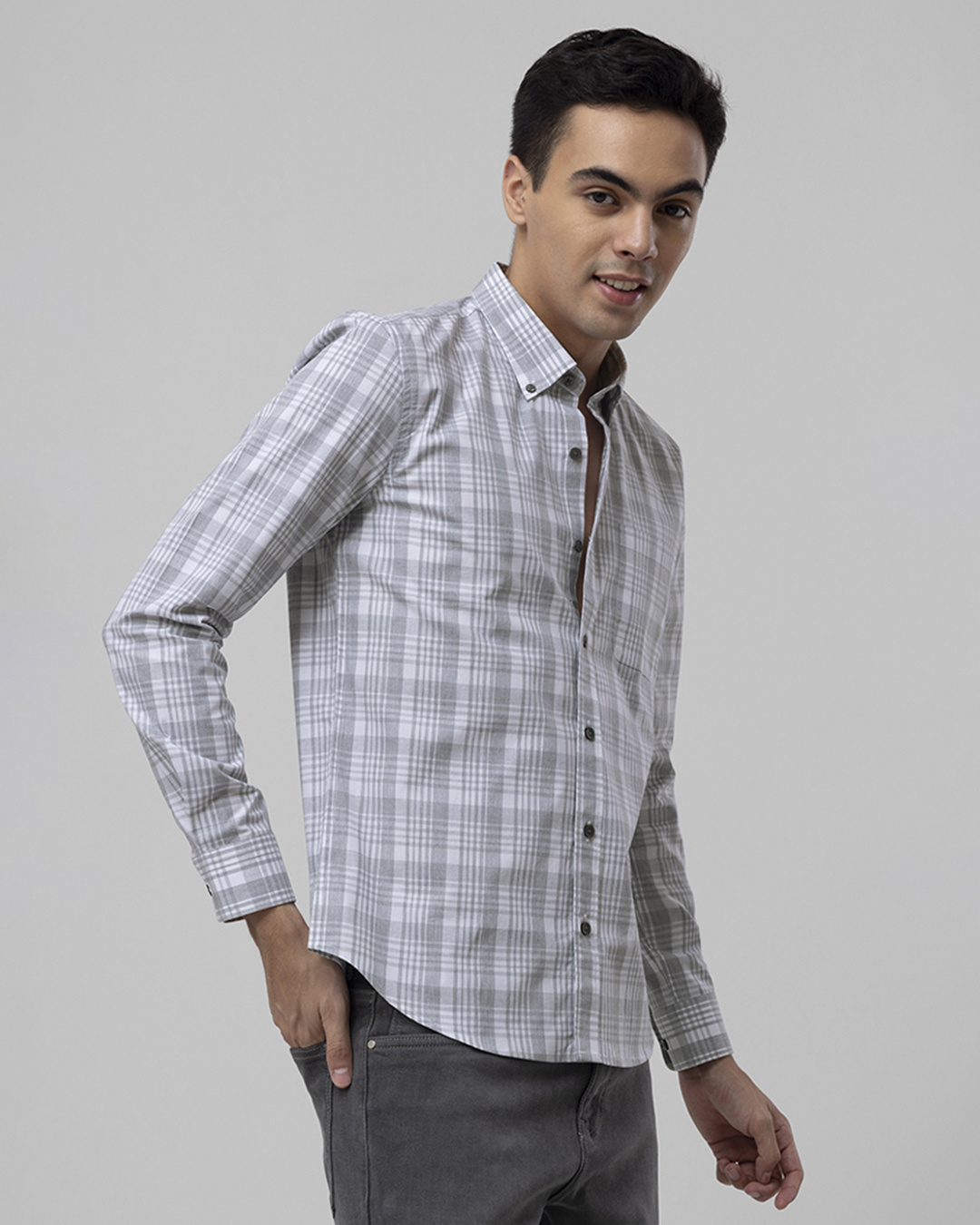 Buy Men's Grey Checked Slim Fit Shirt Online at Bewakoof