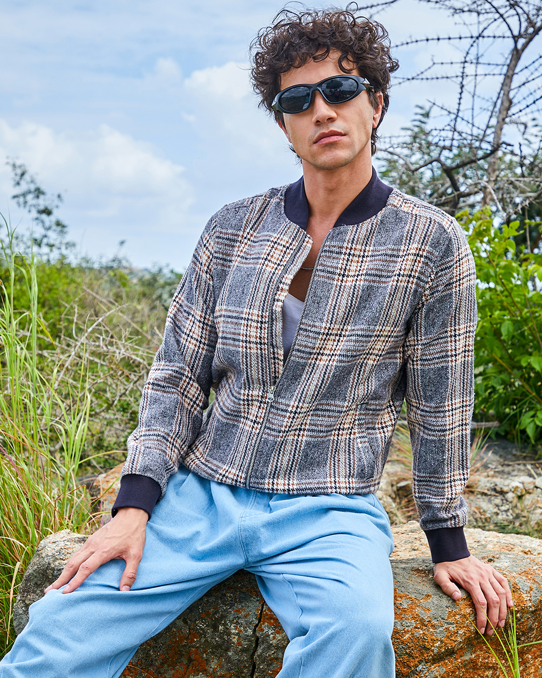 Buy Men's Grey Checked Zipper Jacket Online at Bewakoof