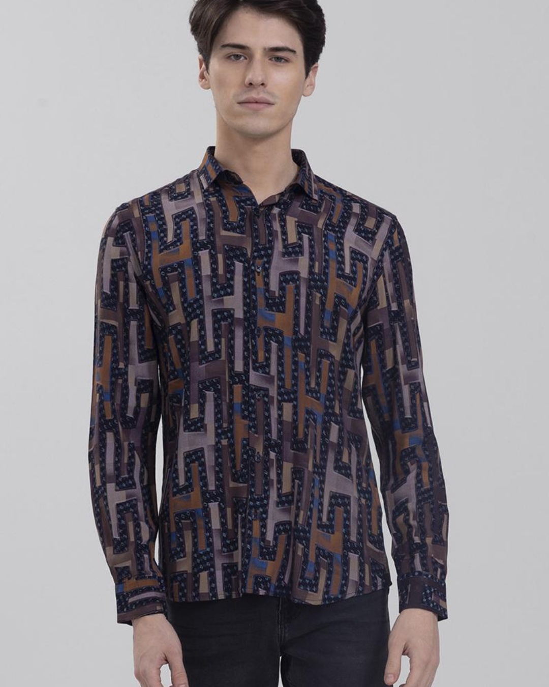 Buy Men's Grey Jigsaw Geometric Printed Slim Fit Shirt Online at Bewakoof